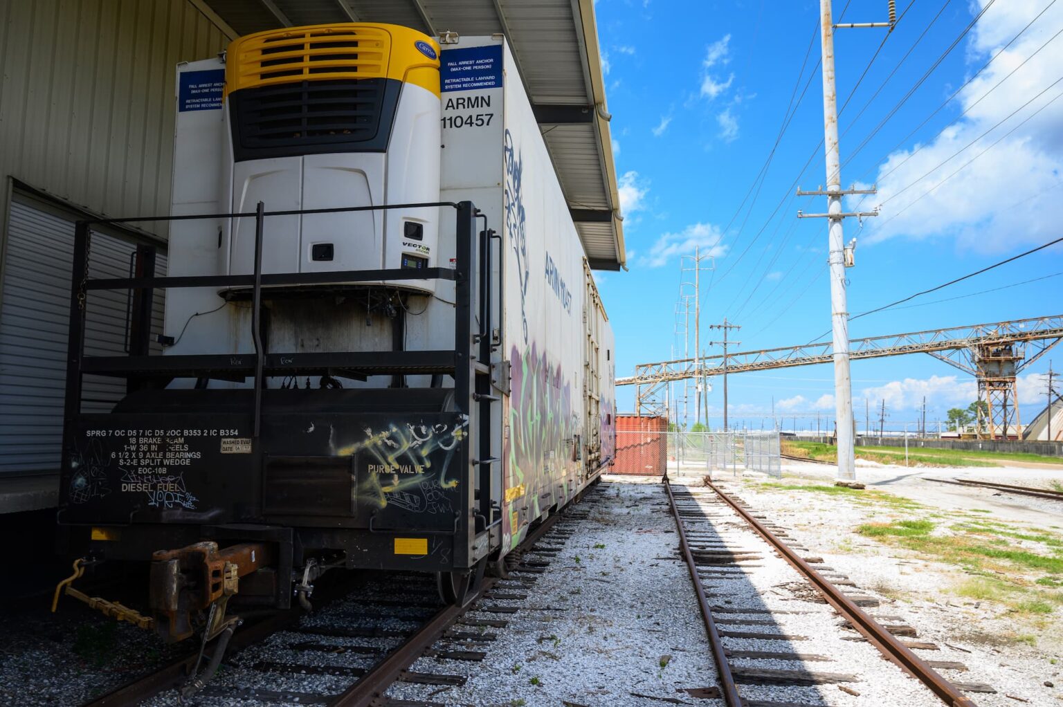 Transloading & Storage – TCI Trucking